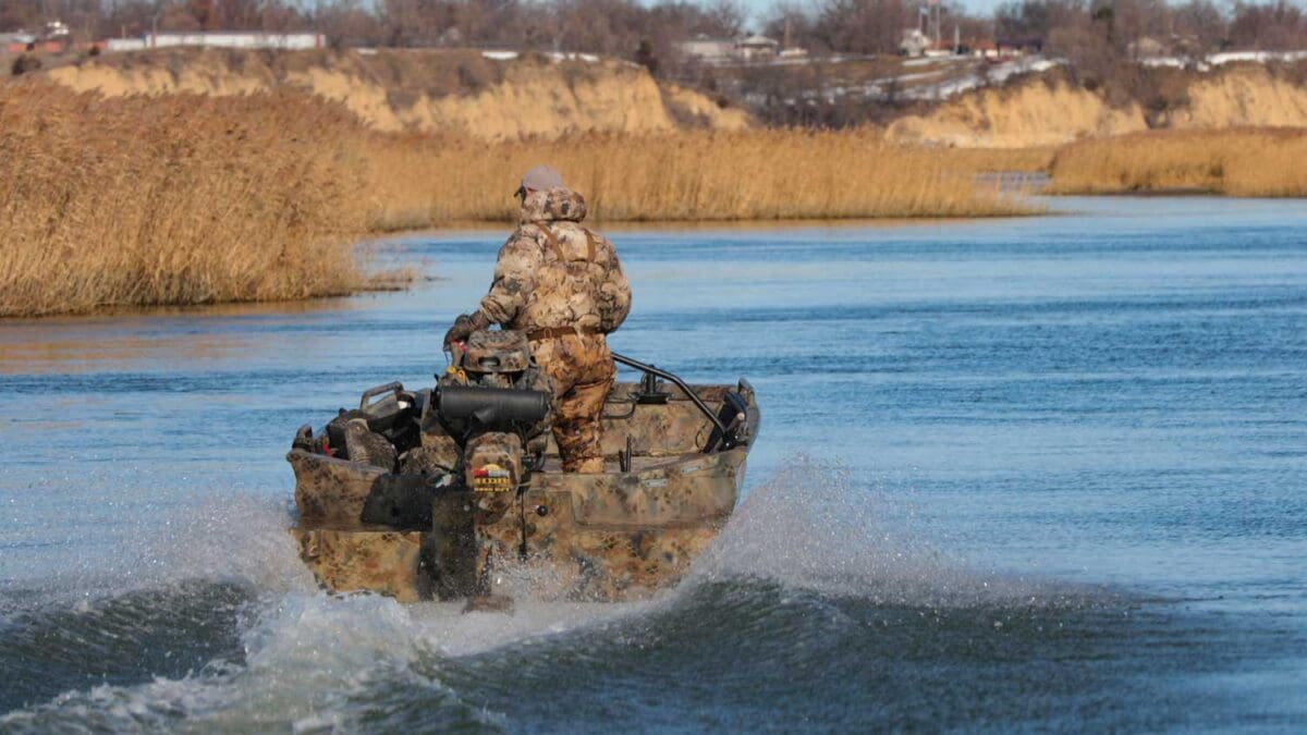 Shallow Water F4 Pro Hull | Excel Boats