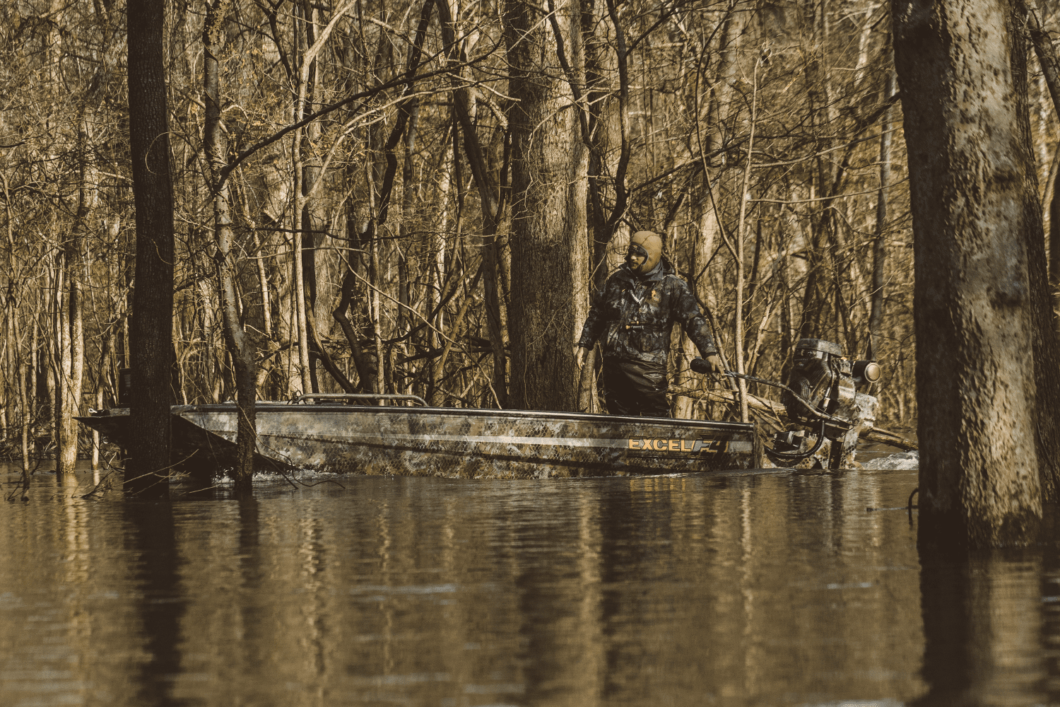 Features | Shallow Water F4 | Excel Boats