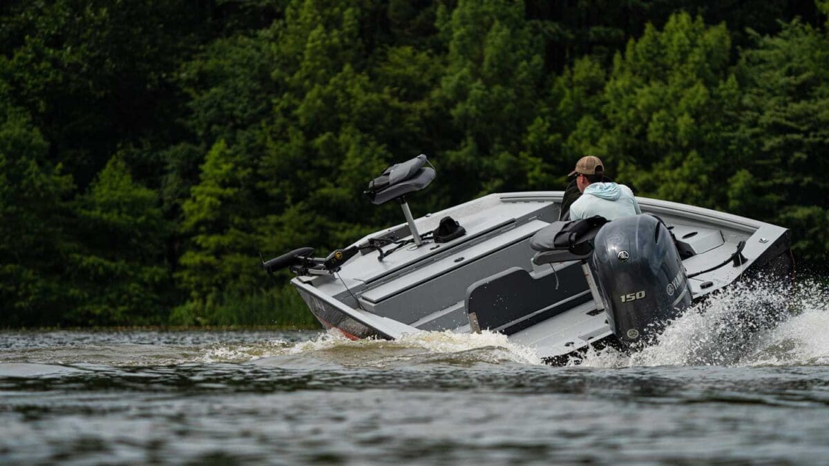 Features | Stalker | Excel Boats