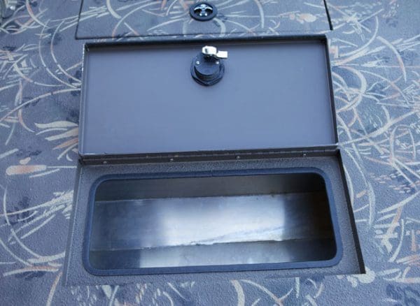 Gallery | Shallow Water F4 Pro Console | Excel Boats