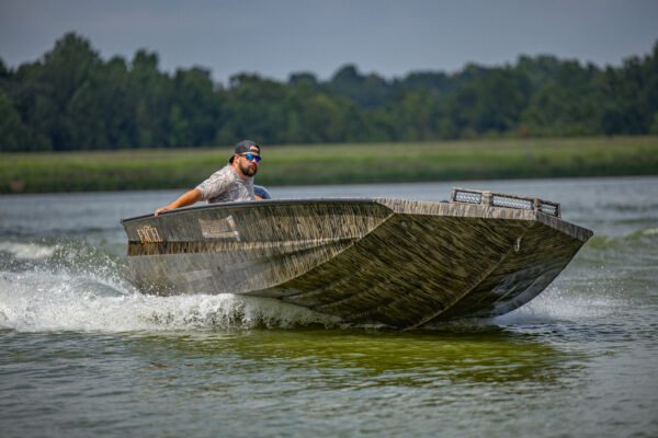 Shallow Water F4 Pro Hull | Excel Boats